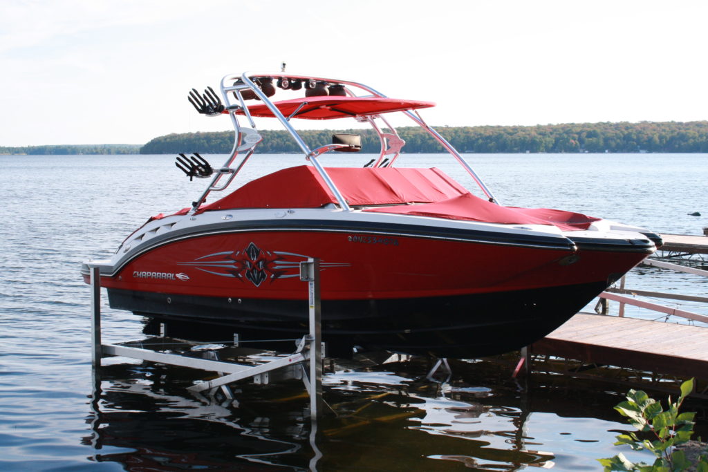 Boat Lifts Made in Lakefield, Ontario – R & J Machine