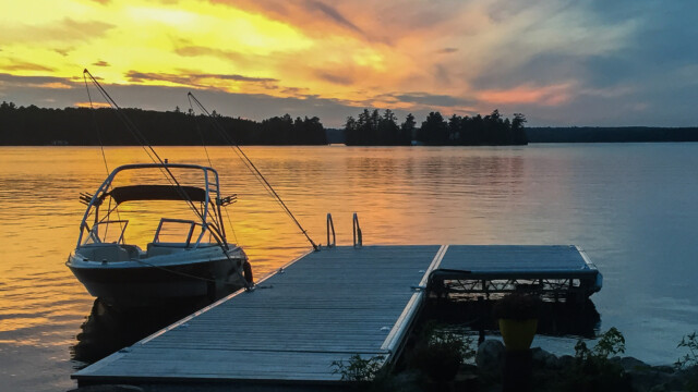 R & J Machine: Custom-Built Docks in Peterborough's Cottage Country